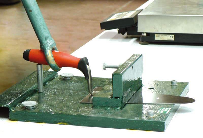 Contrôle qualité des truelles TALIA - Taliaplast